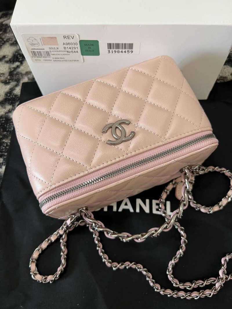 CN AP3593 Shiny Crumpled Calfskin Strass & Ruthenium-Finish Metal Pink ...
